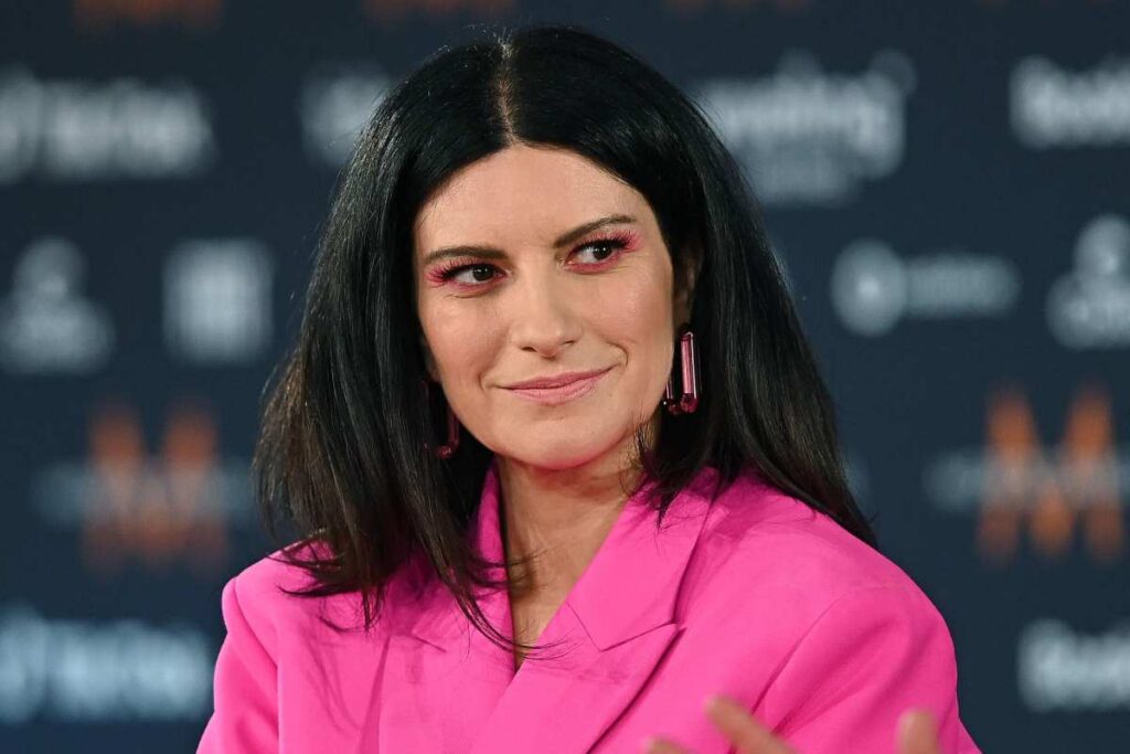 Laura Pausini, il disturbo che poteva stroncarle la carriera: quattro ...
